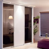 China Shengxin Golden Silver Anodized Aluminium Profiles for Sliding Wardrobe Doors Is Alloy for sale