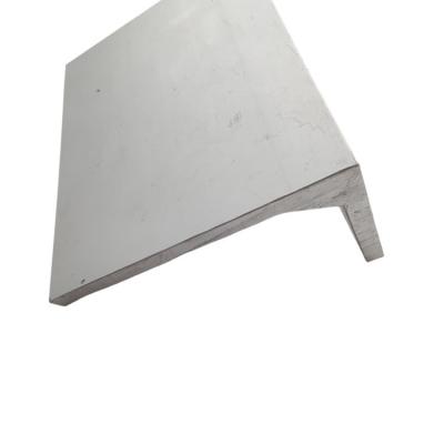 China Customized Grade 6000 Series Aluminium Angles and Tubes Produced by Original Chinese for sale