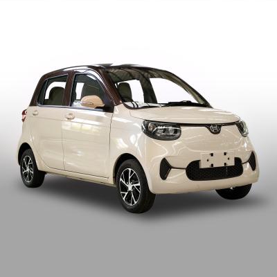 China Right Hand Drive Electric Hatchback Mini Car with 115V Battery, 200km Range, Automatic Transmission for Urban Commuting for sale