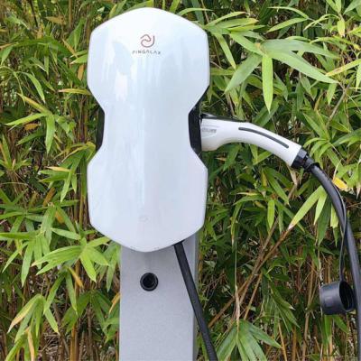 China 7kW Wall Box Fast Charging Station for Electric Cars with 32A Output and IP54 Rating for sale