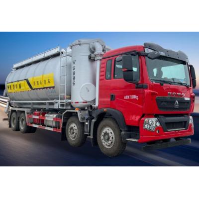 China HOWO T5 Suction Pressure Delivery Vehicle with 25.2 m³ Tank Capacity and 31,000 kg Gross Mass for sale