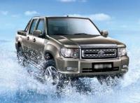 China Gasoline Engine Double Cabin 4x4 Pickup Truck Left Hand Driving Euro IV Standard for sale