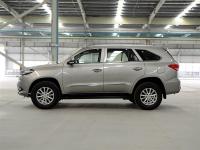 China Multi Purpose Gorgeous City SUV Car 4*2 Drive Gasoline Engine Fuel Saving for sale