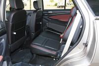 China Auto Assembling Deluxe City SUV Car Automatic 4wd Diesel Fuel Type for sale