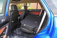 China Strong Luxury SUV 1.9T Diesel 5MT KD Kits for Local Assembly - 136 HP Engine, 7-Seat Capacity for sale