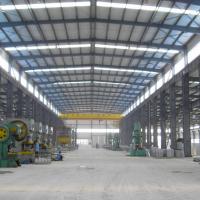 China Steel Structure Warehouse Prefabricated with Customized Overhead Crane for sale