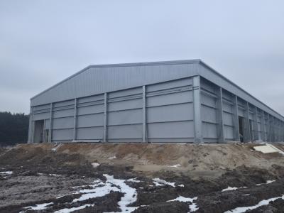 China Prefabricated Steel Structure Cold Storage Warehouse With PU/PIR Sandwich Panel for sale
