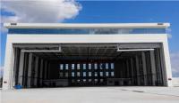 China Q355B Prefabricated Steel Aircraft Hangar with Sandwich Panel Roof for sale