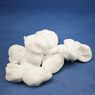 China Medical X-Ray Detectable Gauze Ball 0.75g 0.5g Sterile Non-Sterile 100% Cotton 4x4 8 Ply for sale