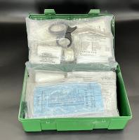 China Plastic MDR Industrial First Aid Kit DIN13157 Waterproof Medical Box with 190mm Scissors and 160x210cm Emergency Blanket for sale