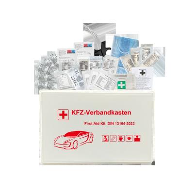 China DIN13164-2022 Compliant Automotive First Aid Kit 25x13x6.5cm Nylon Car Emergency Rescue Box for sale
