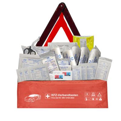 China CE Certified 3-in-1 Vehicle First Aid Kit 44×14×5cm with DIN 13164-2022 Compliance and 1kg Weight for sale