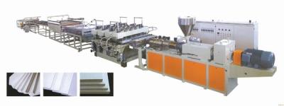 China High Output PVC Foam Board Extrusion Machine with 600 kg/h Capacity and 1000mm Width Options for sale