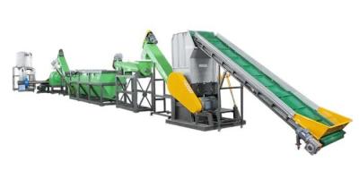 China CE Certified PET Bottle Recycling Line with 500-2000 kg/h Capacity and 3mm Stainless Steel Construction for sale