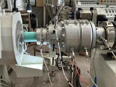 China 16mm-630mm PVC Pipe Making Machine With Screw Diameter 65/132 for sale