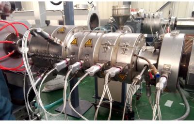 China PVC Single Wall Corrugated Plastic Pipe Extruder Production Machine for sale