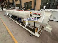 China PE Pipe Extrusion Line with 315mm - 630mm Pipe Diameter Range Featuring Single-Screw Extruder and Integrated Gearbox for sale