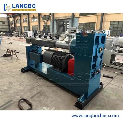 China PE Pipe Extrusion Line Capable Of Manufacturing Large Diameter Plastic Pipes With Consistent And Energy Saving Technology for sale