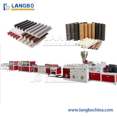 China PVC Bamboo Fiber Grating Board Extrusion Line 600mm Max Width 55KW Motor for sale