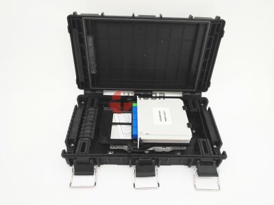 China 2 In 2 Out Fiber Optic Splitter Closure 8 Drops With 1 * 8 Mini  SC Connector for sale