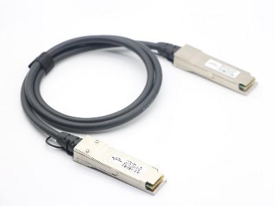 China 40G SFP DAC Cable QSFP+ To QSFP+ Passive Copper Cable PVC Black for sale