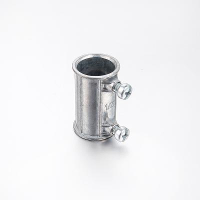 China 1/2 inch EMT Coupling Set Screw Type Electrical Conduit Fittings - Zinc Die Cast Watertight Design for 600V Applications for sale