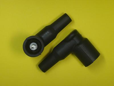 China 90 Degree Bended Silicone Spark Plug Wire Connector 1K Ohm 8-8.5mm Diameter Set of 9 for sale