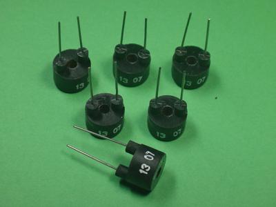 China Inductive Non-Skeleton Micro Coil for Vacuum Relays - 26.5V Rated Voltage, 920Ω Resistance, Military Grade for sale