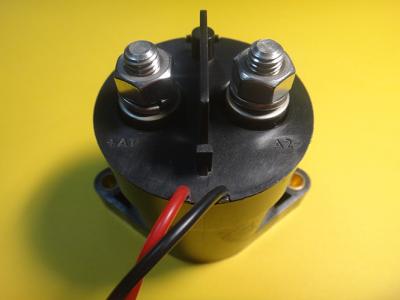 China Sealed High Voltage DC Contactor 350A 750VDC for Electric Vehicles and Solar Power Systems for sale