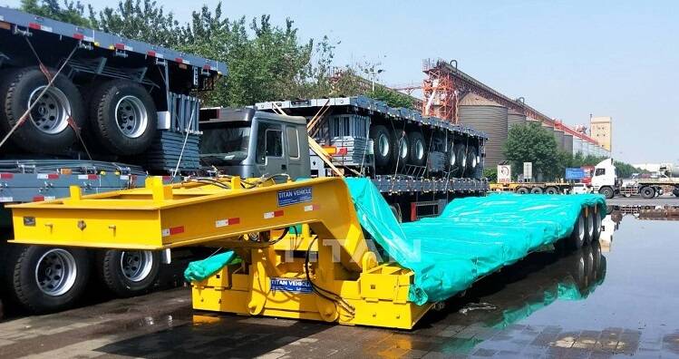 80/100 Tons Removable Gooseneck Lowboy Trailer for sale in Ghana