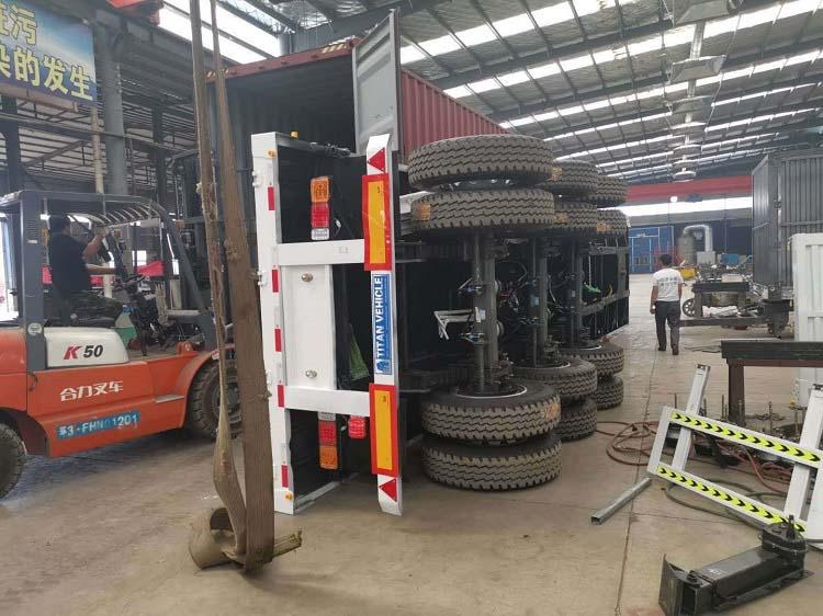 Tri Axle Sidewall Cargo Trailer for Djibouti