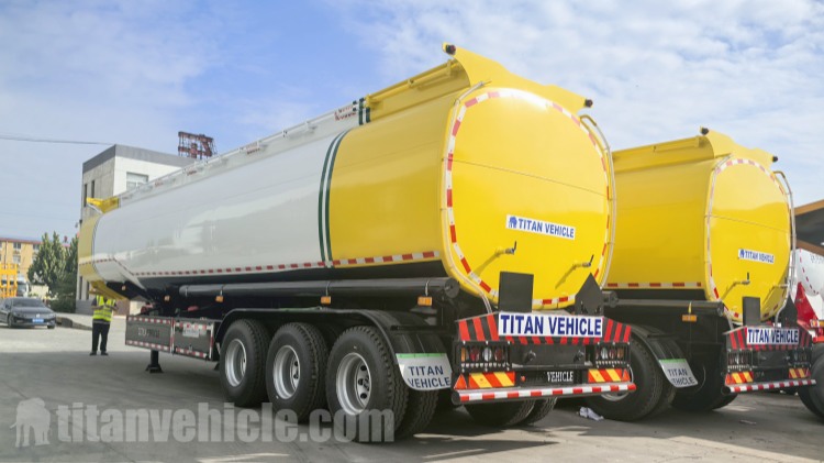 3 Axle 45CBM Petrol Diesel Tank Trailer in Zambia