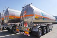 China 3 Axle Crude Oil Tanker Trailers 45000 Liters Fuel Tanker Semi Trailer Aluminum Alloy for sale