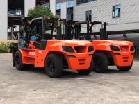 China 45-90 Degree Tilt Angle Counterbalance Forklift Container Forklift With 3000mm Mast Lifting Height for sale