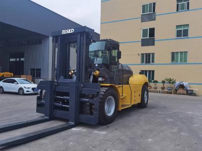 China Industrial 15 Ton Forklift  Reliable Performance for Heavy Load Material Handling for sale