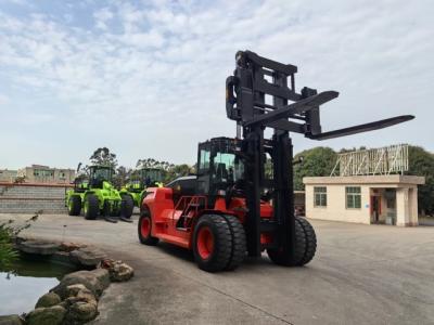 China 30000kgs Customized Heavy Load Forklift / Heavy Duty Forklift With Diesel Engine for sale