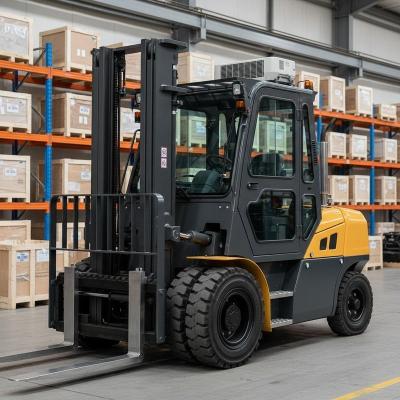 China Full Closed Cabin With AC Heavy Duty Forklift Customized OEM Powerful Lifting Capacity for Heavy Industrial Applications for sale
