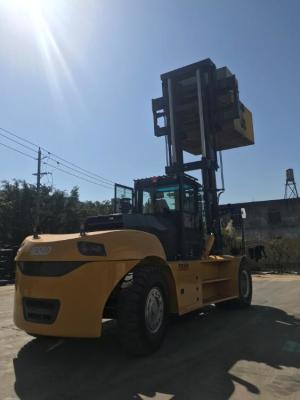 China High Mast 30 Ton Diesel Forklift Truck For Stacking Heavy Containers for sale