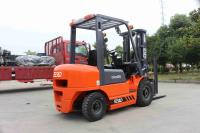 China Lift Height 3000mm Diesel Forklift Truck With Three Way Catalytic Device for sale