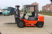 China FD30 3000kgs Diesel Forklift Truck Equipped With ISUZU / MITSUBISHI Engine for sale