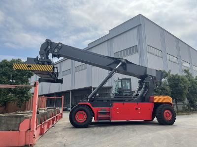China 45 Ton Load CUMMINS QSM11-330 Container Transportation Stacker for sale
