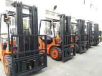 China Automatic Transmission Diesel 2.5 Ton Diesel Forklift With Double / Triplex Full Free Mast for sale