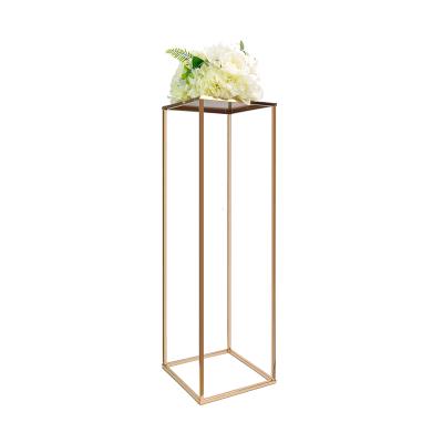China Wedding Party Decoration Hot New Products 3 Pieces Gold Pedestal Stainless Steel Metal Stands Flowers Wedding for sale