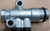 China Shacman Truck Clutch Control Valve 81.52170.6156 35x12x8cm Export Packaging for sale