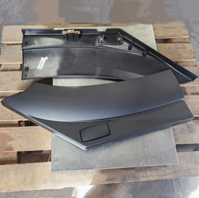 China Sinotruk Howo Truck Left Rear Wheel Fender 820x275x35mm WG1641230051 for sale
