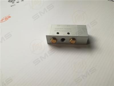 China Sinotruk Howo 12JS160T-1703052 Single H Valve With Connector 12V Gearbox Parts for sale