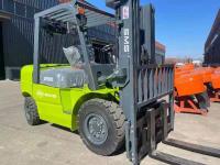 China CPC40 K-Series Diesel Forklift 3-10 Ton Capacity with 4000kg Load Rating and 19km/h Speed for sale
