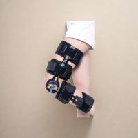 China Metal Orthopedic Knee Immobilizer Brace CE Certified One Size Fits All for Postoperative Fixation for sale