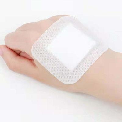 China Ethylene Oxide Sterilized Non-Woven Adhesive Wound Dressing 6x7 cm 40-80 Pcs for sale