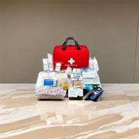 China Large Size Oxford First Aid Kit 28x18cm CE Certified Outdoor Emergency Medical Bag for sale